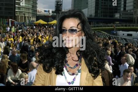 Nancy Dell'Olio space hoppers Guinness World Record Stock Photo - Alamy