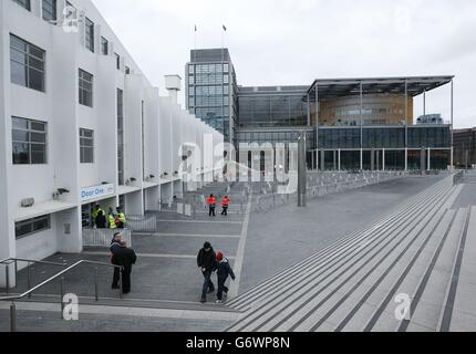 Wembley Arena front entrance Stock Photo - Alamy