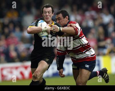 Robert Howley of Wasps during the Heineken Cup Quarter Final at The ...