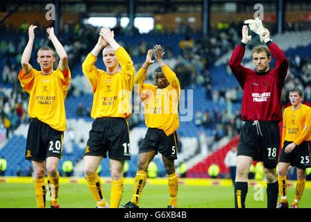 Celtic players applaud the fans after the final whistle during the UEFA ...