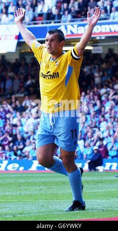 Crystal Palace captain Neil Shipperley celebrates after scoring his ...