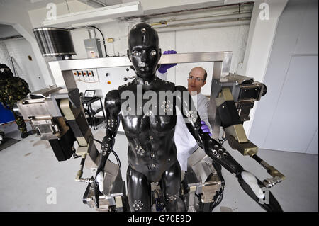 Jaime Cummins, of Dstl's Chemical and Biological Physical Protection ...