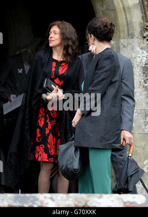 Ayesha Shand (left) the daughter of Mark Shand, and Katie Elliot ...