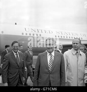 National Security Adviser Henry A. Kissinger, left, and former ...