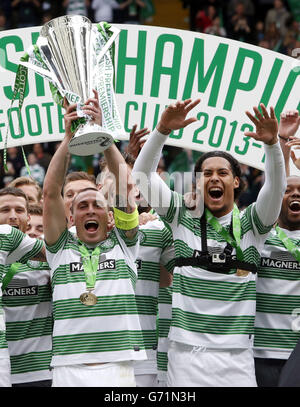 Soccer - Scottish Premiership - Dundee v Celtic - Dens Park. Dundee ...