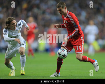 Luka Modric of Real Madrid and Toni Kroos during the Spanish ...