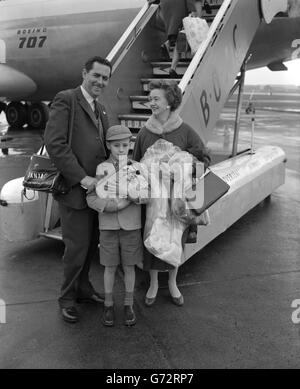 DRIVER JACK BRABHAM WITH SON GEOFFREY AT BRITISH GRAND PRIX IN ...