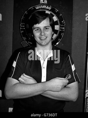 Keith Deller Darts Player. World Darts Champion Keith Deller, 23, from ...
