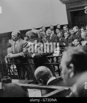 British Crime - Murder - Dr Crippen - Trial - London - 1910 Stock Photo ...