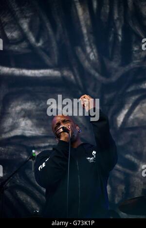 Derrick Green of Sepultura live on stage on day 3 at Download Festival ...