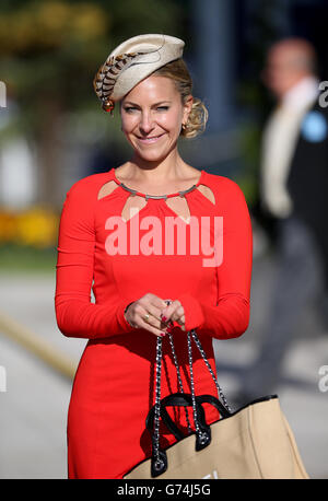 Emma Spencer, Channel 4 horse racing presenter Stock Photo - Alamy