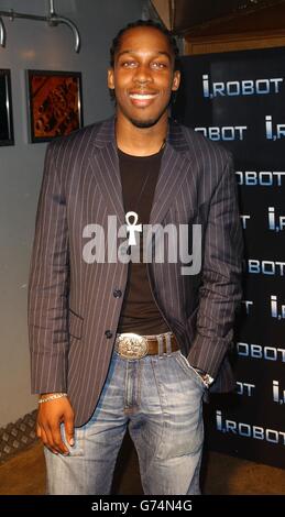 Lemar arrives for the UK Film Premiere of Hancock at the Vue West End ...