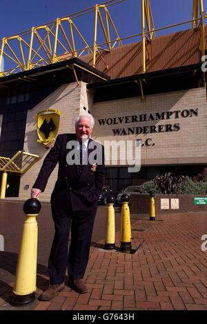 WOLVES CHAIRMAN SIR JACK HAYWARD SIGNS AUTOGRAPHS AT THE NEW STADIUM ...