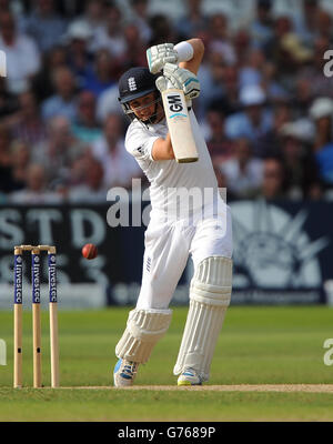 Joe Root of England in batting action during the 4th Rothesay Test ...
