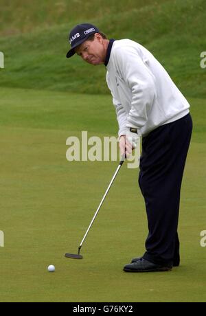 Tom Watson practice for Muirfield Open Championship. USA's Tom Watson ...