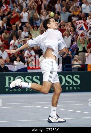 Davis Cup Henman Stock Photo - Alamy