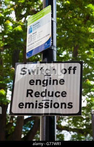 Sign "Switch off engine, Reduce emissions", London, UK Stock Photo - Alamy