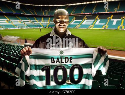 BOBO BALDE GUINEA & GLASGOW CELTIC FC BORDER STADIUM ALEXANDRIA EGYPT ...