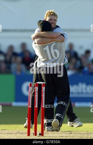 Warwickshire's wicket-keeper Keith Piper (right) celebrates with ...