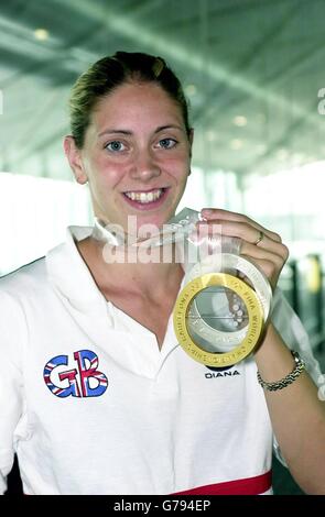 Katy Sexton at Heathrow Airport Stock Photo - Alamy