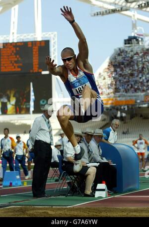 Dean Macey Men's Decathlon Long Jump Stock Photo - Alamy