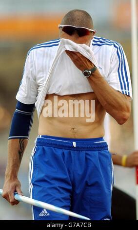 Great Britain's Dean Macey in action during the Long Jump section of ...
