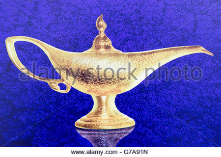 ALADDIN AND HIS LAMP Stock Photo: 68033898 - Alamy