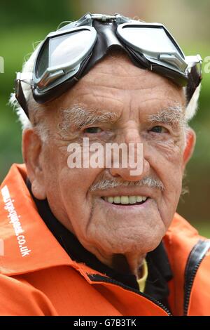 94-year-old wing walker Stock Photo - Alamy