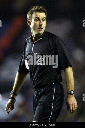 FOOTBALL REFEREE GRAHAM BARBER Stock Photo - Alamy