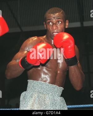 Boxing. Herol Bomber Graham Stock Photo - Alamy