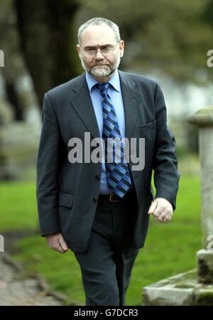 Former IRA bomber Patrick Magee (right), who was convicted for the ...
