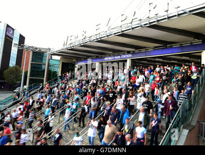 Fans at an NFL football game between the Atlanta Falcons and the New ...
