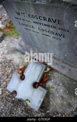 William T Cosgrave grave damaged Stock Photo - Alamy