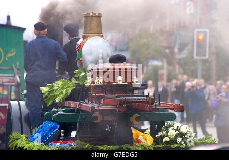 Fred Dibnah funeral Stock Photo - Alamy