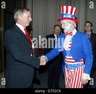 Defence Secretary Geoff Hoon meets Squadron Leader Spike Jepson, known ...