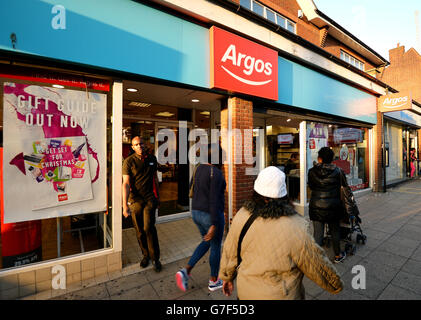 The main entrance for one of the older style Argos store, on the high ...