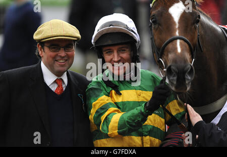 Winning trainer Alan King (left) and winning jockey Ross Ryan with the ...