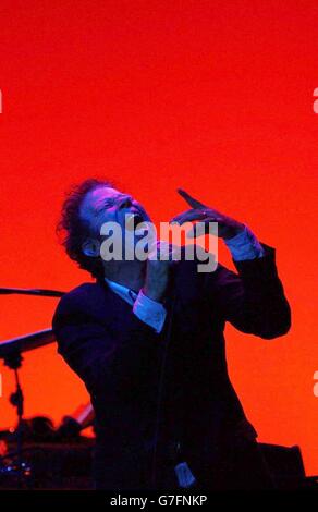 Tom Waits Concert. US singer-songwriter Tom Waits performs live on ...