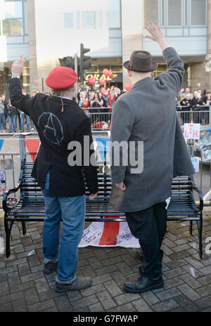 BOTTOM, (from left): Rik Mayall, Adrian Edmondson, (Season 2, 1992 ...