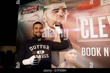 Boxing - Tony Bellew Public Work-Out - The Dome Stock Photo - Alamy