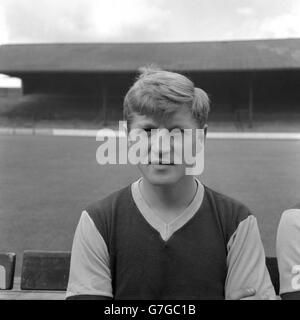 Soccer - Chelsea Football Team Photocall - 1905. James (Jimmy ...