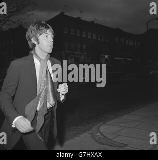 News - Brian Epstein Memorial Service - Ringo Starr - New London ...