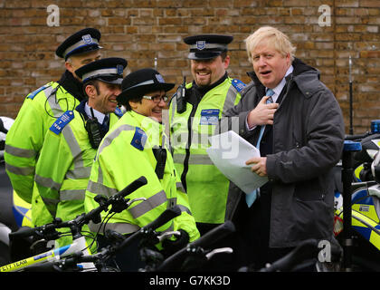 Roads Transport Policing Command visit Stock Photo - Alamy