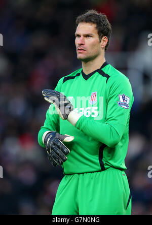 Queens Park Rangers goalkeeper Asmir Begovic receives a red card during ...