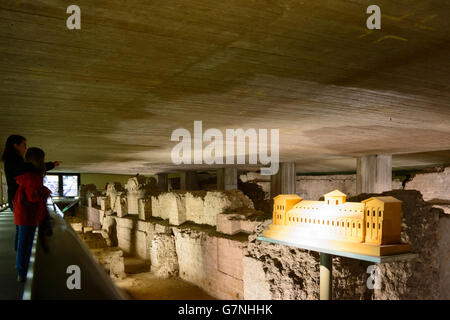 Archaeological Zone : excavation of the Roman Praetorium under the old ...