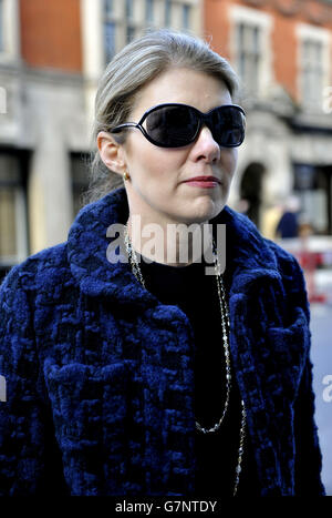 Mandy Gray, 45, arrives back at the Royal Courts of Justice following ...