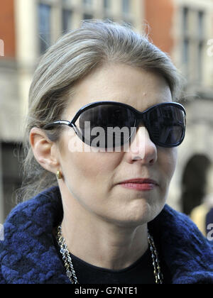 Mandy Gray, 45, arrives back at the Royal Courts of Justice following ...