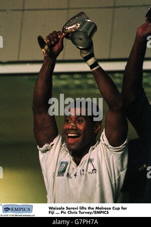 Waisale Serevi lifts the Melrose Cup for Fiji Stock Photo - Alamy