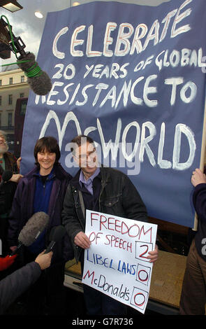 The McLibel 2, Helen Steel and David Morris outside McDonald's in the ...