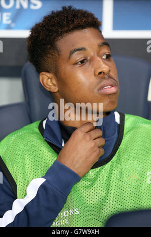 Presnel Kimpembe of Paris Saint-Germain FC with the trophy during UEFA ...